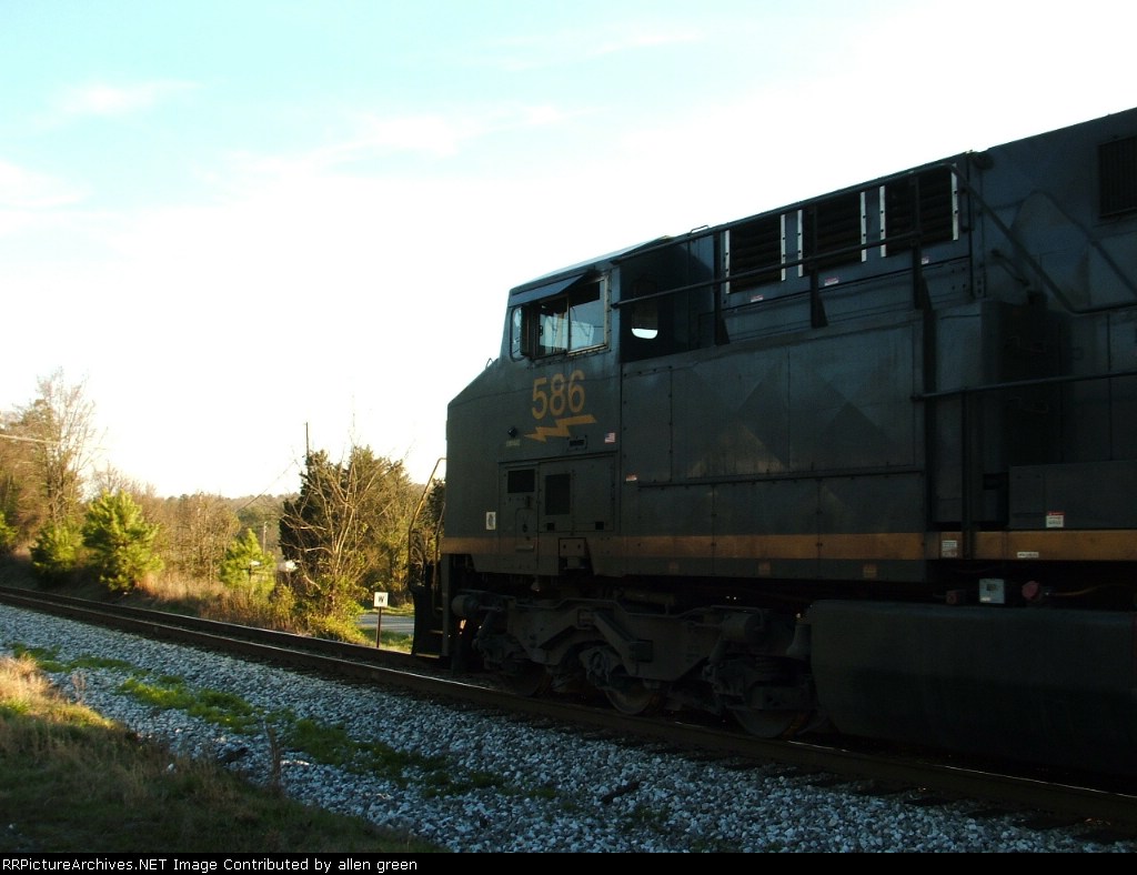 CSX 586